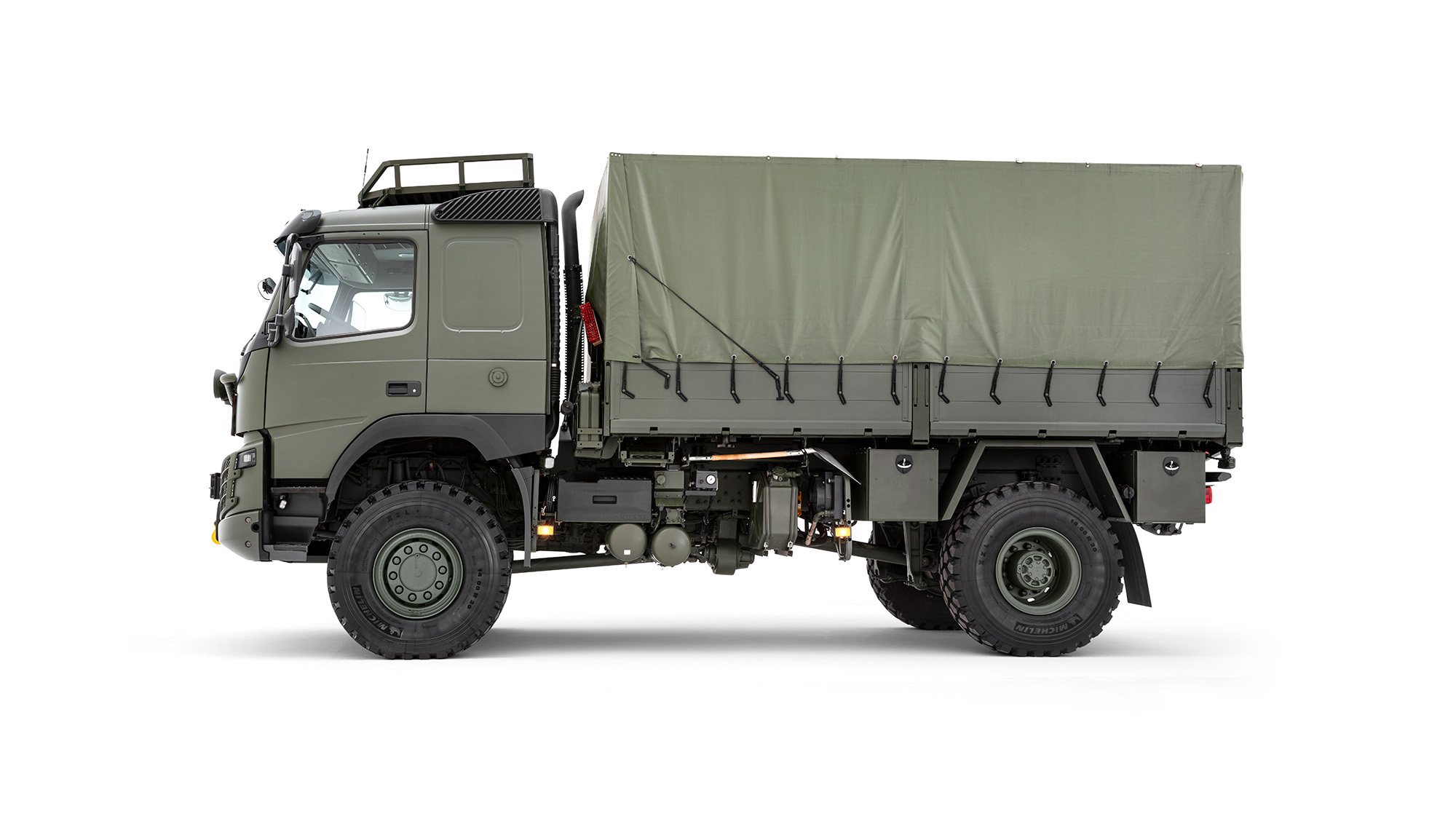 FMV beställer lastbilar från Scania och Volvo